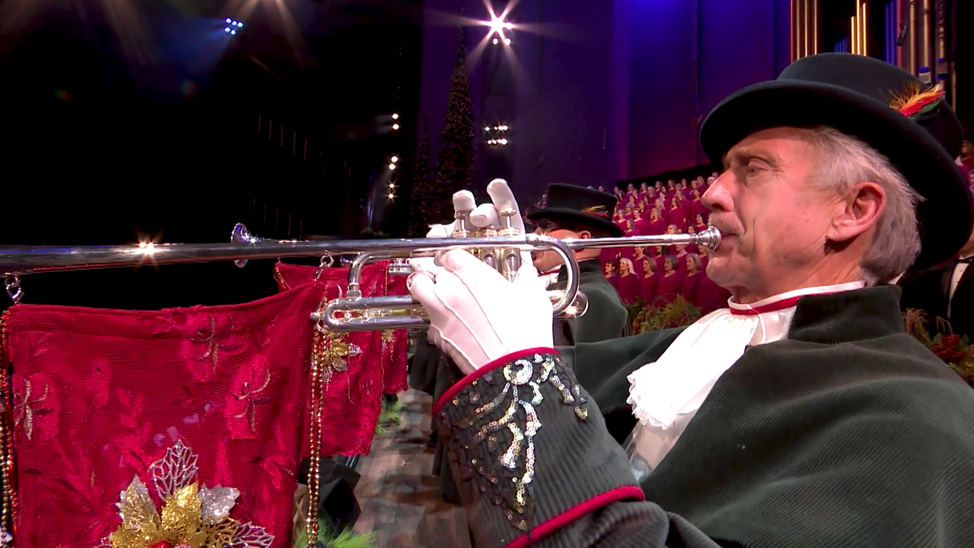 Give Glory to His Honored Name