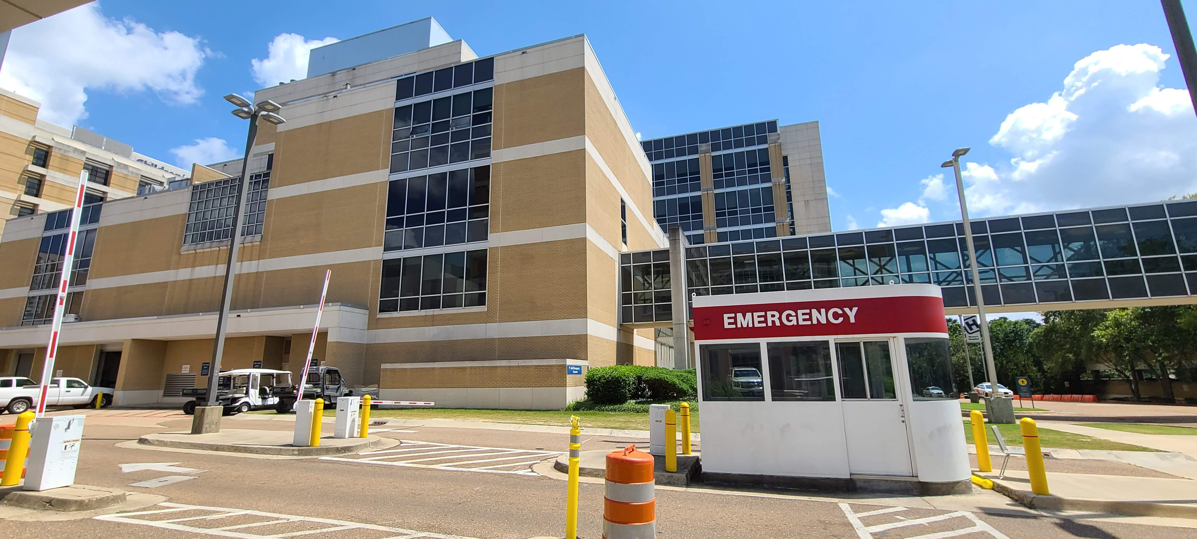 Mississippi's largest hospital first in state to mandate coronavirus ...