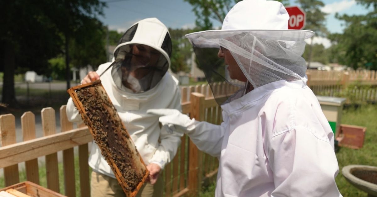 Beekeeping and Honey Tasting with Mary Garrison | The Key Ingredient with Sheri Castle