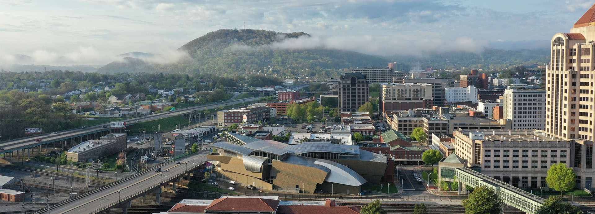 Mill Mountain: Beacon of the Valley