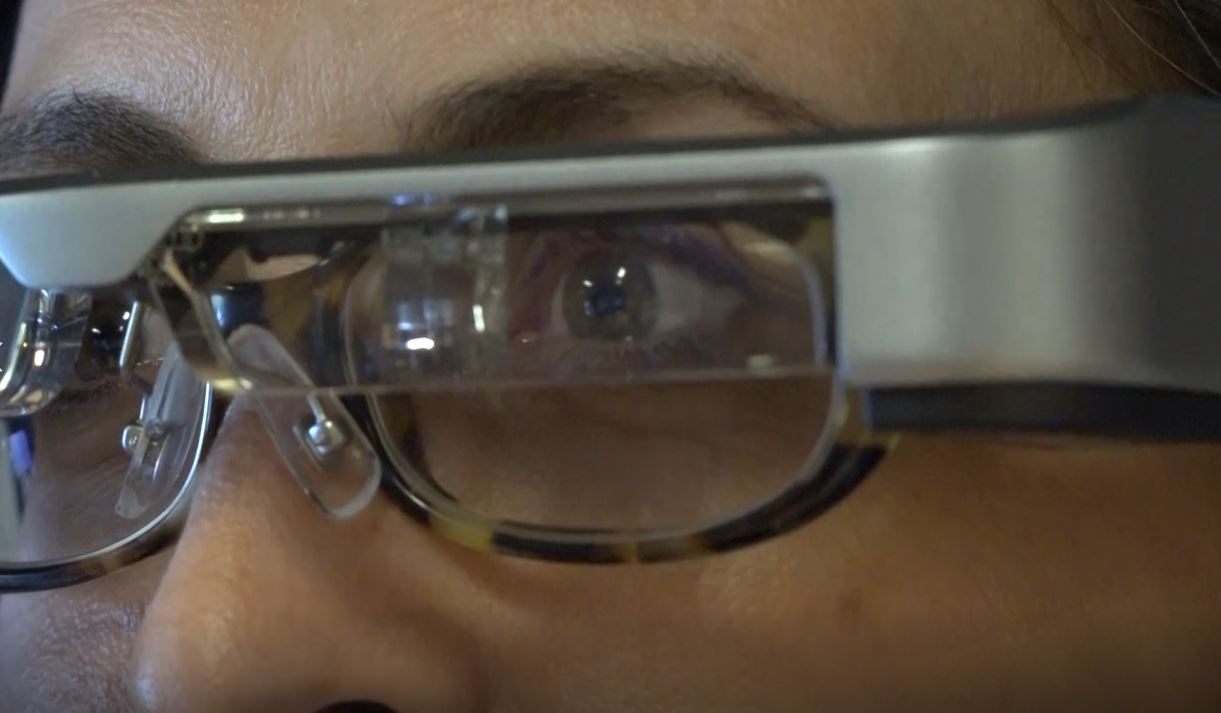 Smart Glasses Bring Captioning to Live Performances
