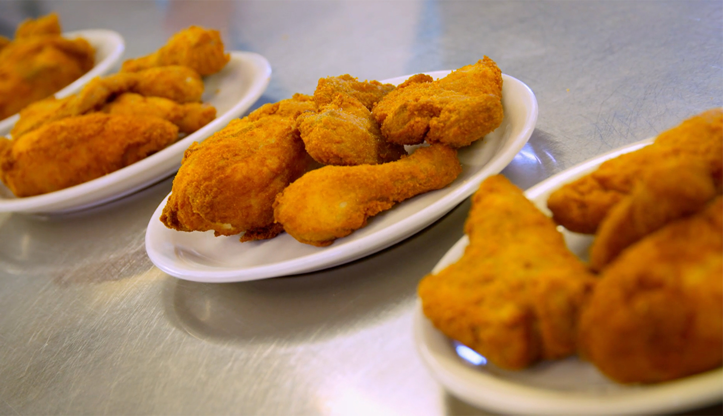Roadfood, Barberton, OH: Serbian Fried Chicken | PBS Western Reserve